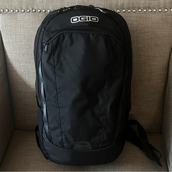 OGIO | Bags | Ogio Classic Black Backpack | Poshmark
